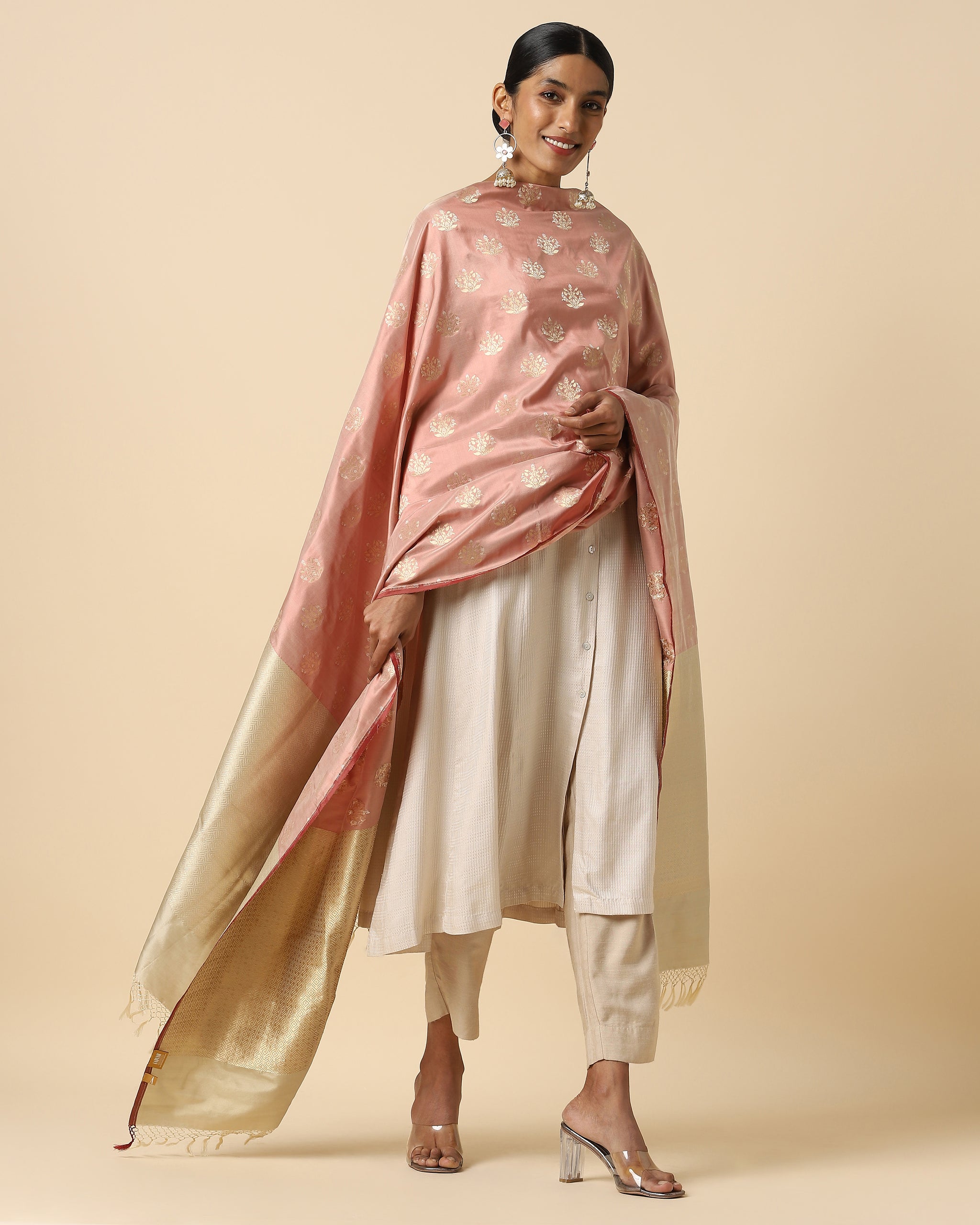 Kanvi Cutwork Silk Dupatta - Light Pink