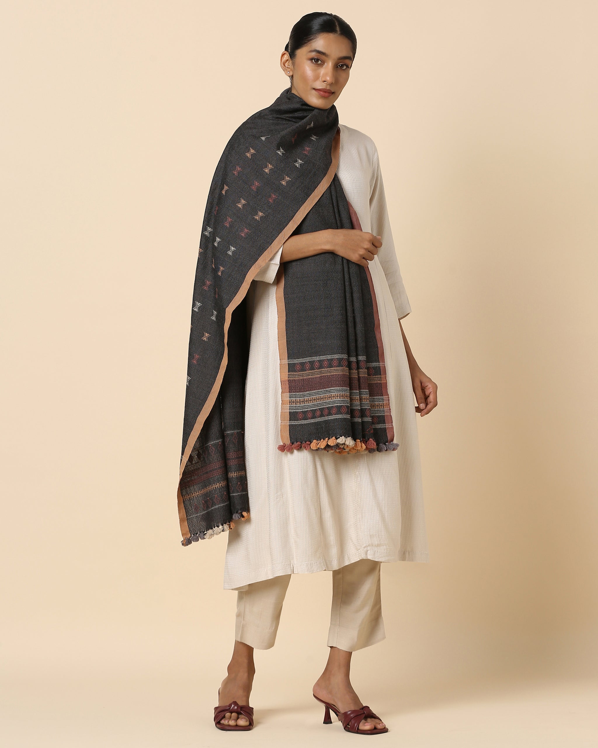 Kalina Extra Weft Woolen Shawl - Light Black