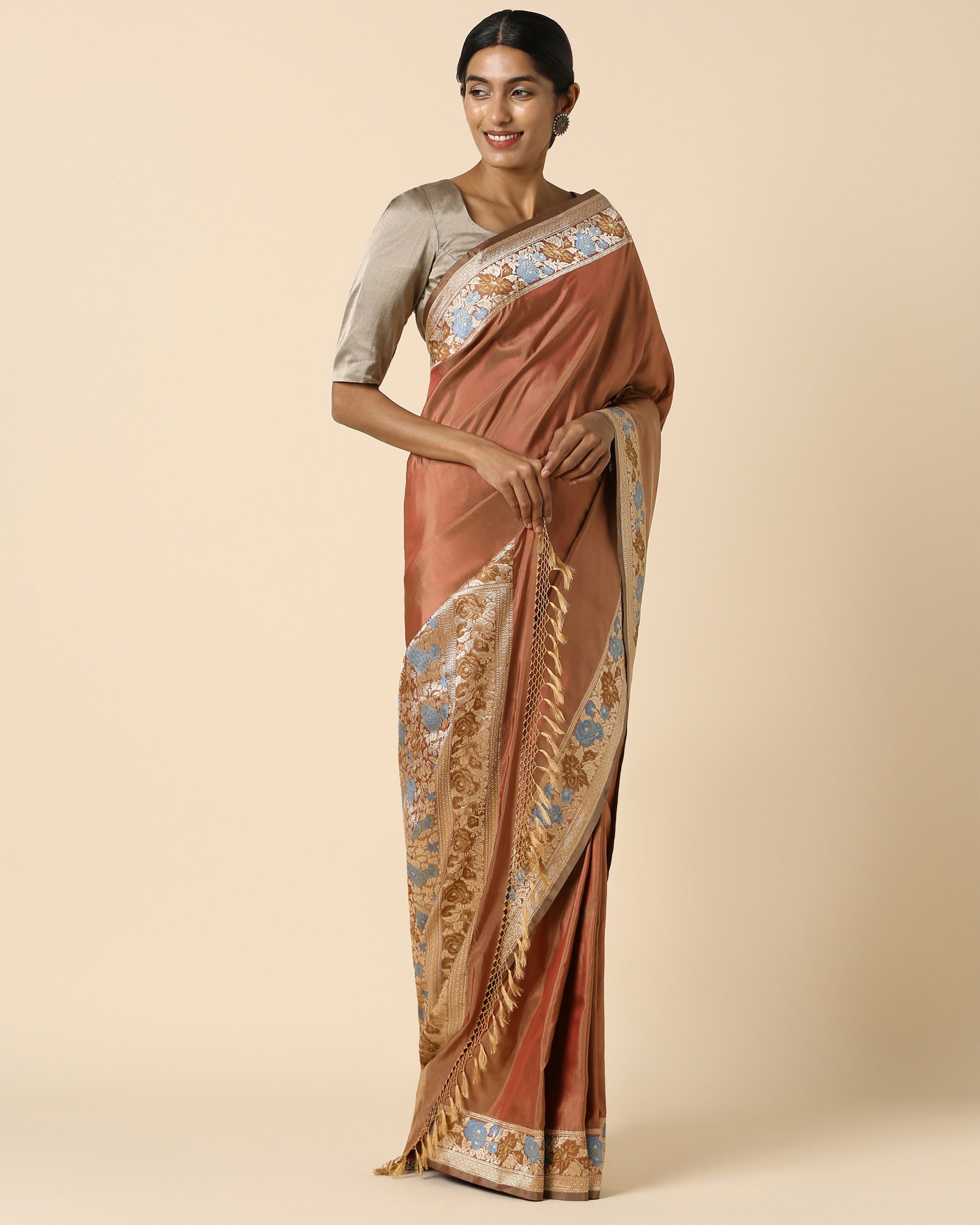 Aadvika Kadwa Silk Saree - Medium Red