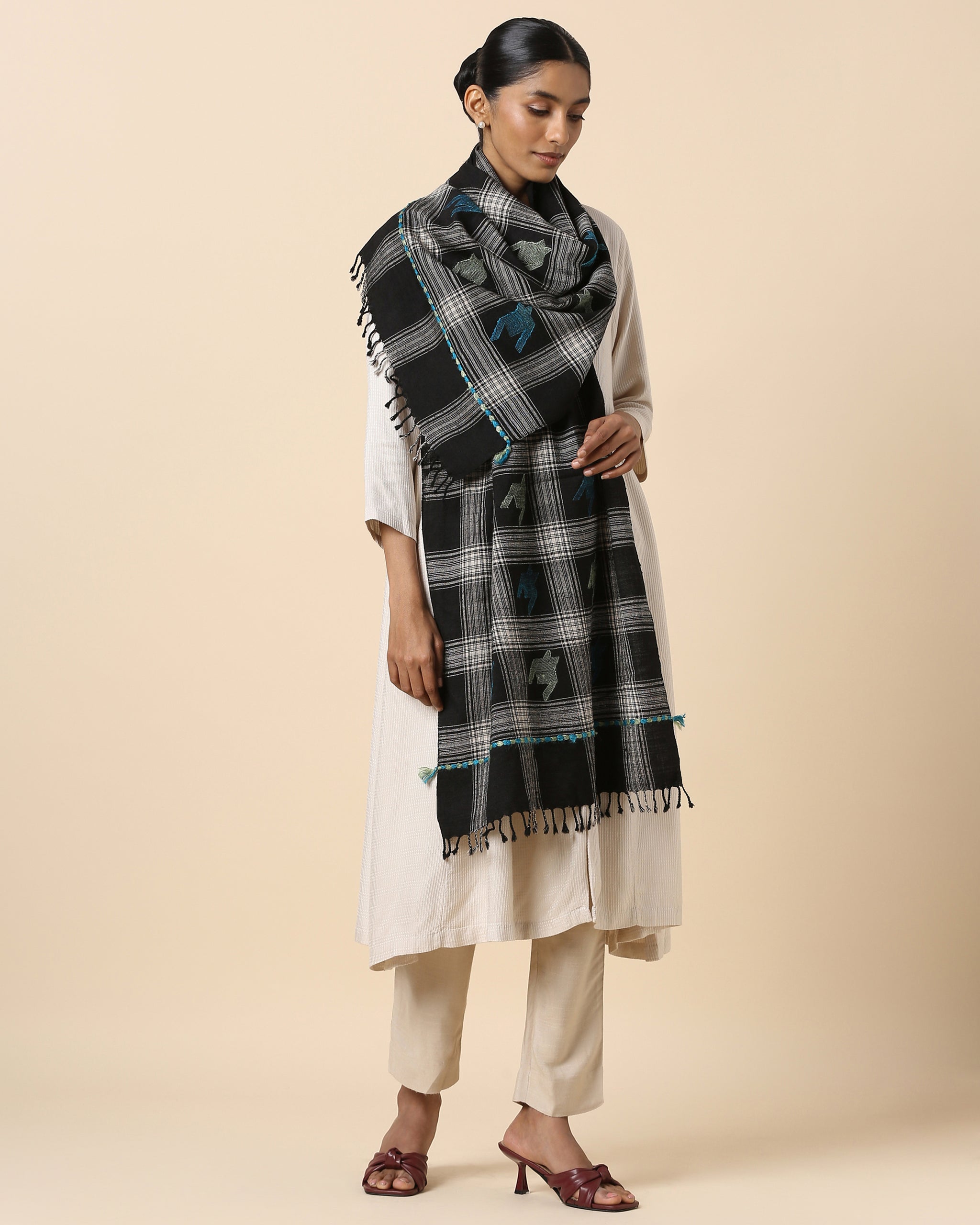 Domme Extra Weft Wool Silk Stole - Medium Black