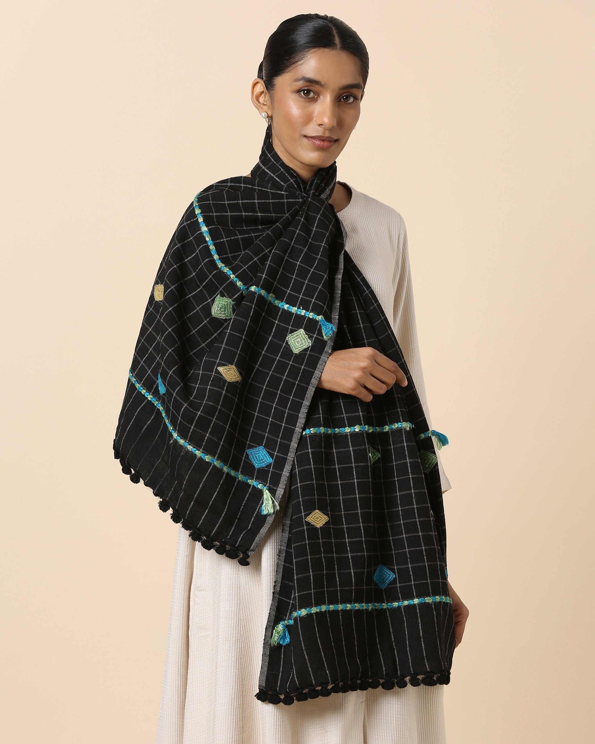 Utsav Extra Weft Wool Silk Stole - Medium Black